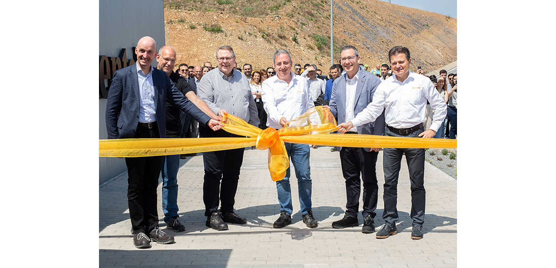 New Solution Center in Portugal Boosts Expertise in Business