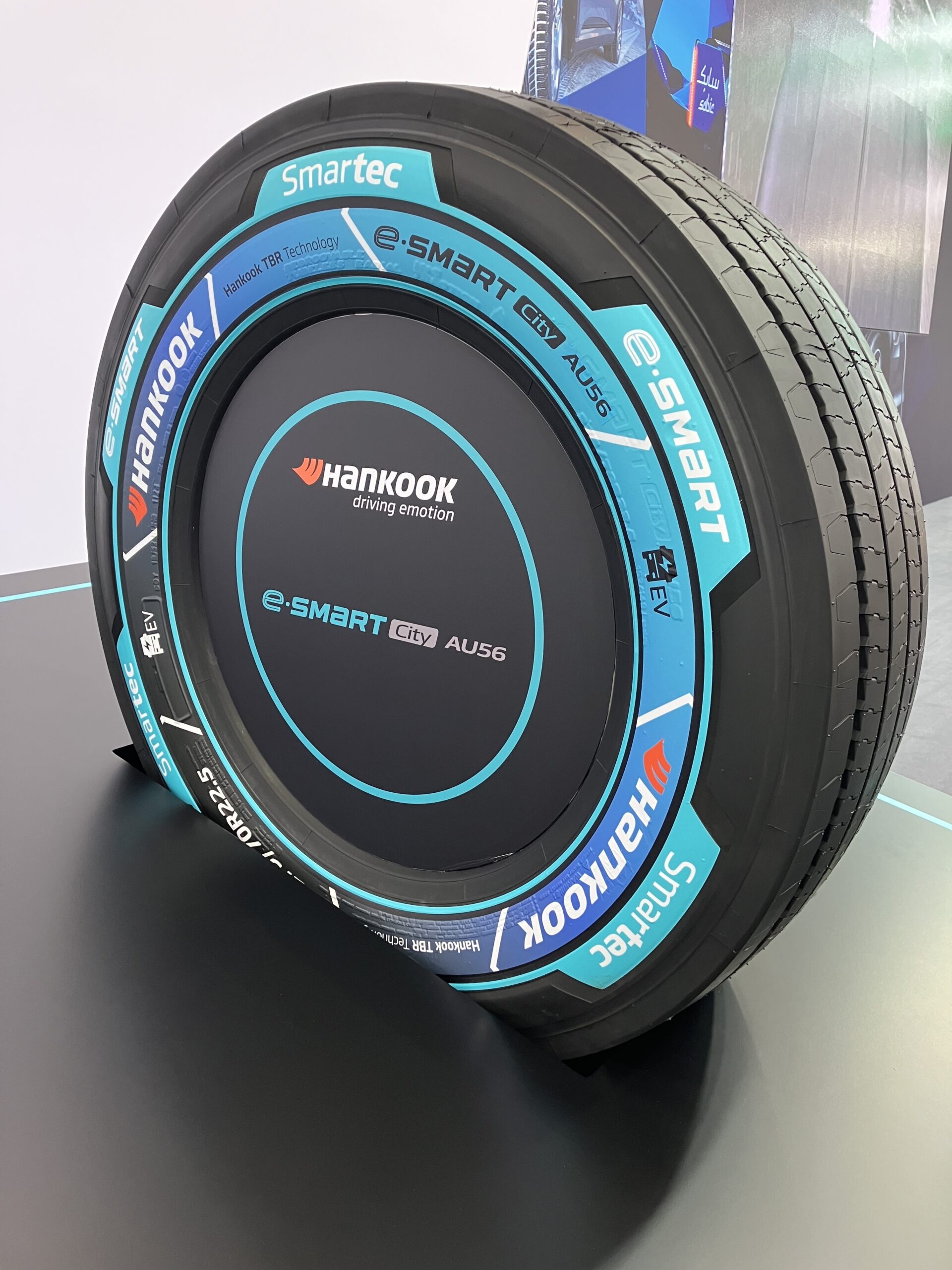 Hankook Revolutionizes Electric Bus Travel with New Tyre - Commercial ...